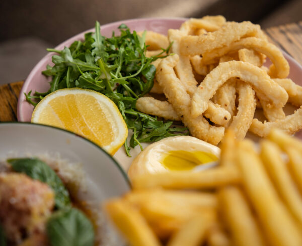 Eat & Drink - The Posty | Best Bar & Pizza In Richmond